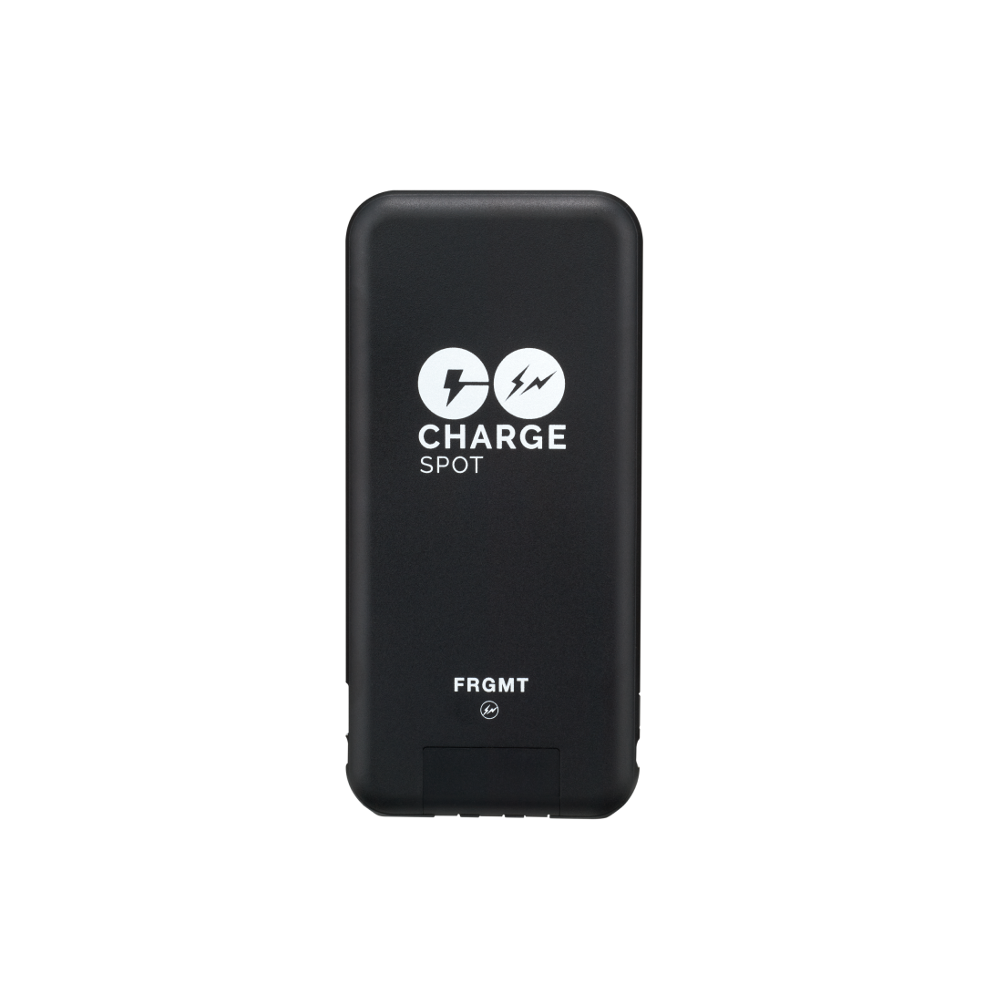 fragment design × ChargeSPOT 第二弾モバイルバッテリー | CHARGESPOT